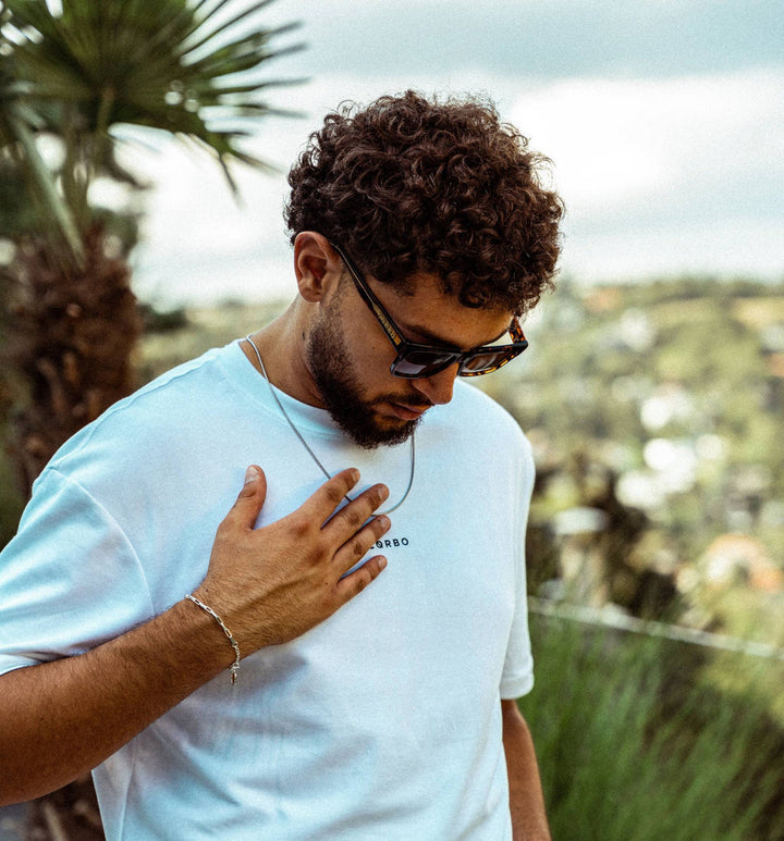 Corbo: Exklusive Fashion, Accessoires, Brillen & Uhren – Corbo Apparel GmbH